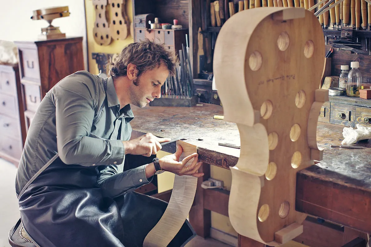 Cremona Violin Making Tradition: A Guide to Its Musical Legacy ...